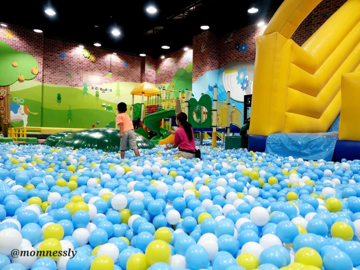 A Fun Day at KIDZOOONA: An Indoor Playground Review - Tribobot x Mom Nessly